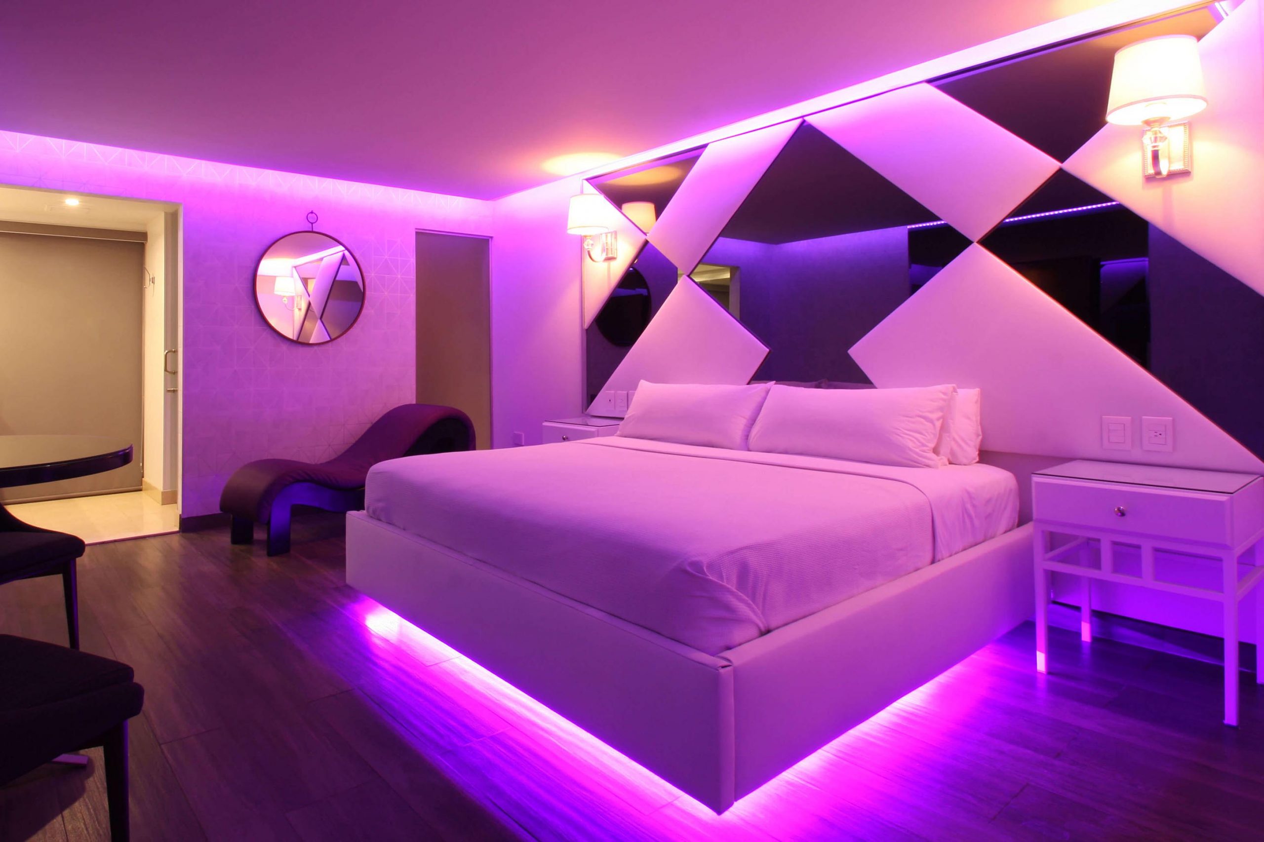 Booking | Reservas - Motel Los Pinos Tijuana | Website Oficial